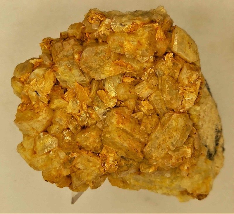 Albita cristalizada — litosphera
