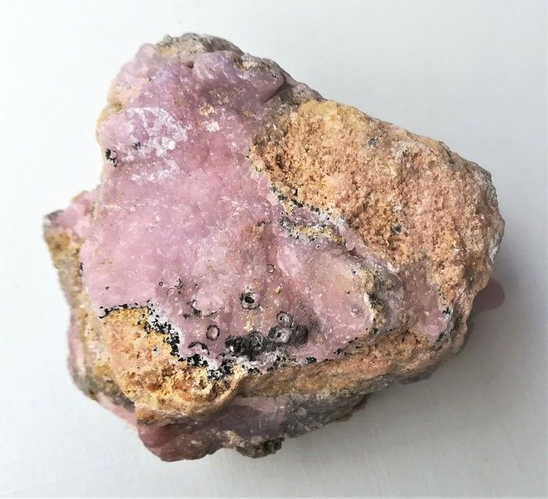 Smithsonita rosa globular en masa compacta — litosphera