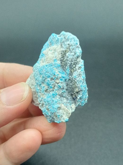 Pieza de Turquesa con Pirita cuyo tamaño es de: 40x33x20 mm de ancho ...